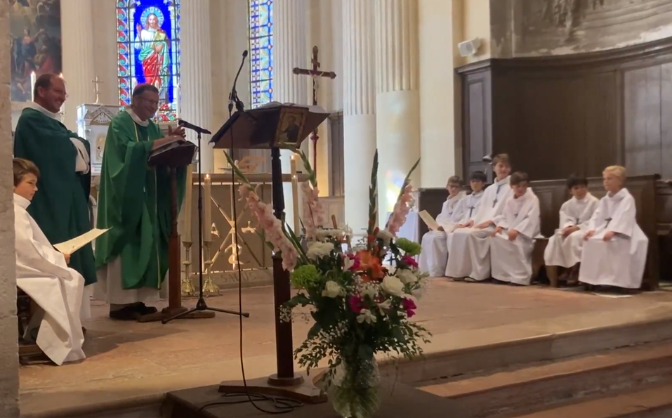 Installation du Père Nicolas Berthier comme curé de notre paroisse